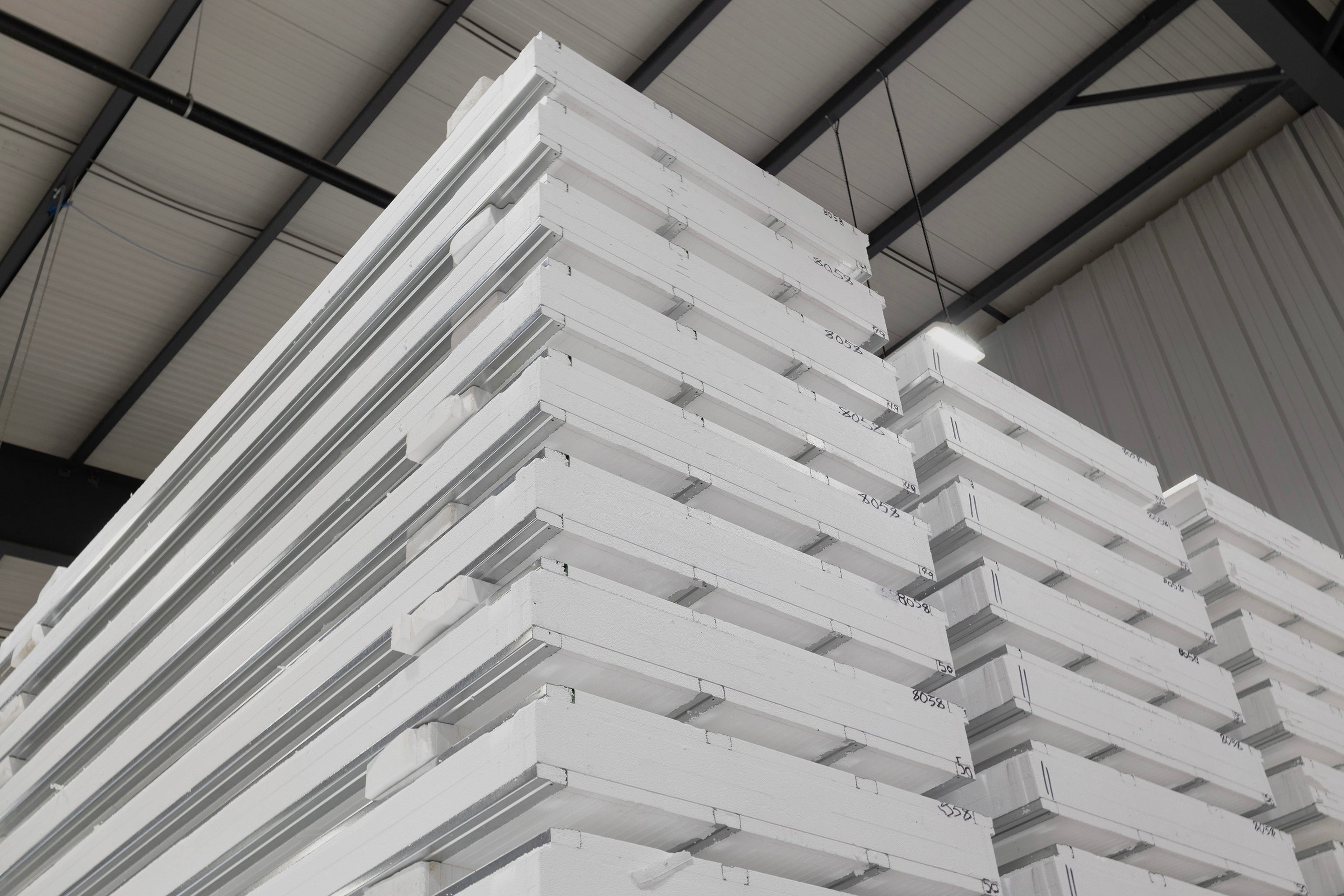 Prefab Cabin Modern Alpine 2025 – Den